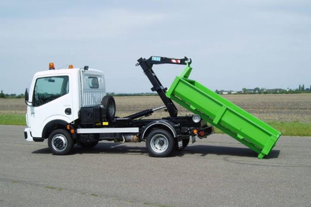 Abrollkipper 5000 - Fahrzeugtechnik Tischler - Abrollsysteme vom ...